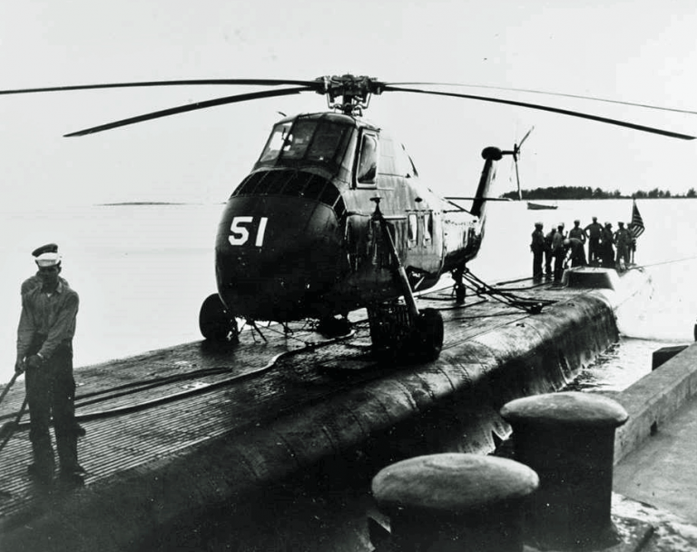 USS Corporal (SS-346): First Submarine To Reel in a Helicopter! | Naval ...